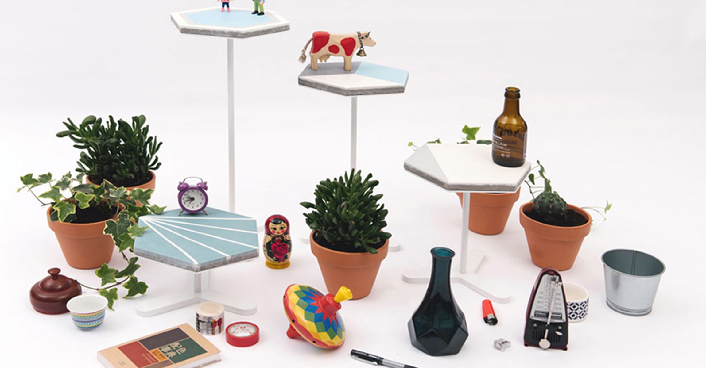 Hanami Tables Of A Flowers Beauty - SATORI & SCOUT