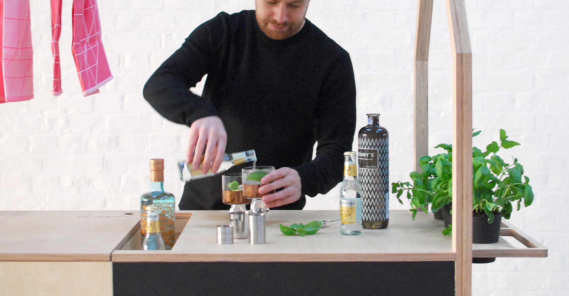 Gin And Tonic Serving Architect Studio - SATORI & SCOUT